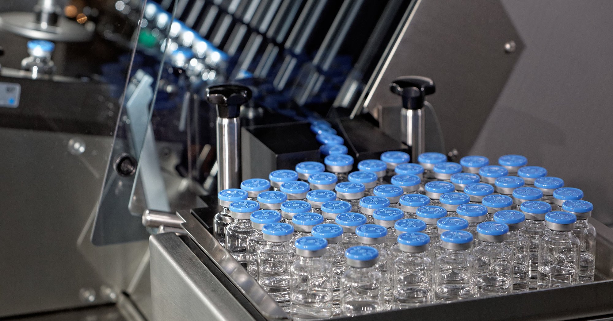 Körber Pharma | Semi-automatic inspection V90+