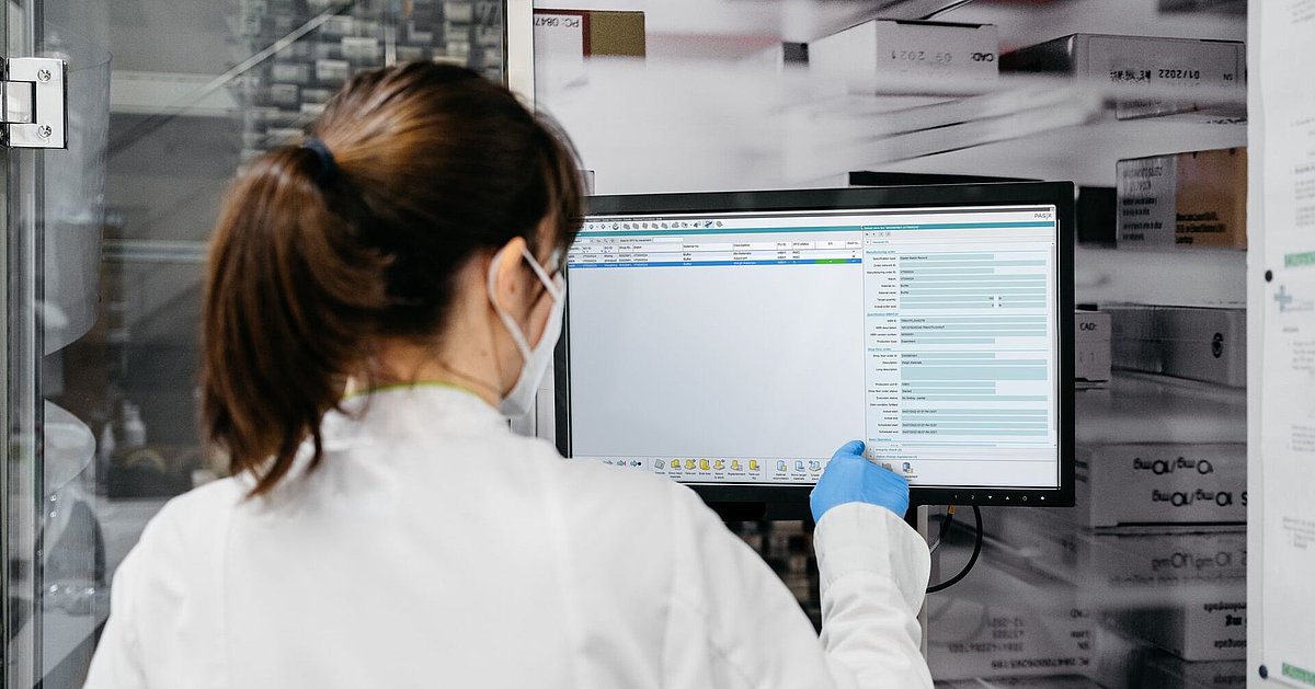 PAS-X MES and STEPLogic: MES and WMS from a single source
